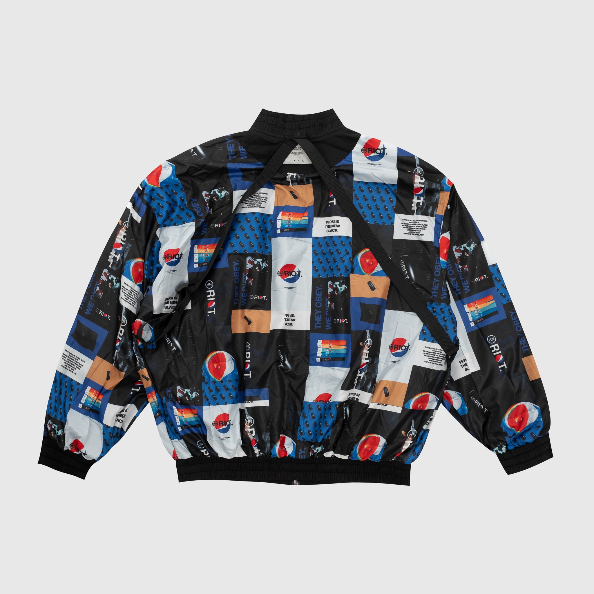 MÀN COLLAB "CHẤT PHÁT NGẤT", NÓI KHÔNG VỚI RESTOCK CỦA PEPSI x HANOI ...